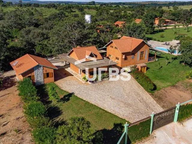 Casa / Sobrado para Venda em Pirenópolis/GO Zona Rural 5 Quartos