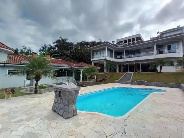 Casa / Sobrado para Venda em Poços de Caldas/MG Bianucci 3 Quartos
