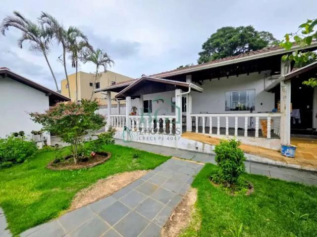 Casa / Sobrado para Venda em Poços de Caldas/MG Bortolan 3 Quartos