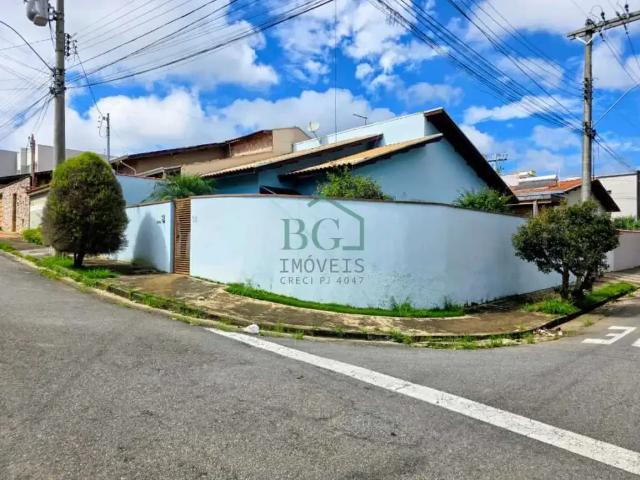 Casa / Sobrado para Venda em Poços de Caldas/MG Campo das Antas 3 Quartos