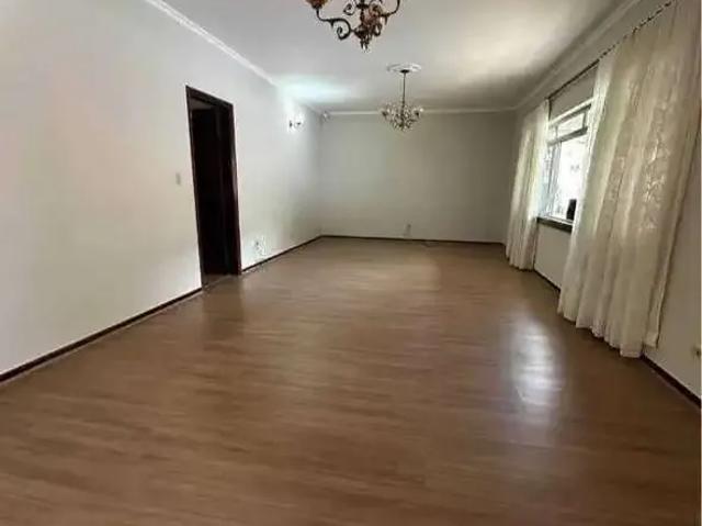 Casa / Sobrado para Venda em Poços de Caldas/MG Centro 3 Quartos
