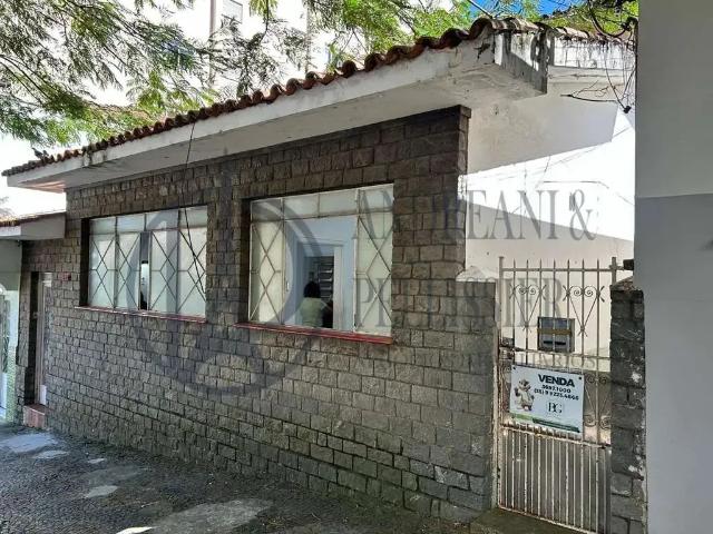 Casa / Sobrado para Venda em Poços de Caldas/MG Centro