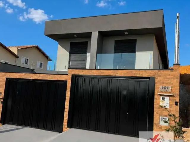 Casa / Sobrado para Venda em Poços de Caldas/MG Centreville 3 Quartos