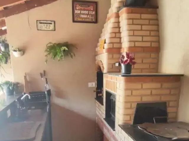 Casa / Sobrado para Venda em Poços de Caldas/MG Conjunto Habitacional Pedro Afonso Junqueira 4 Quartos