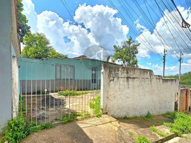 Casa / Sobrado para Venda em Poços de Caldas/MG Conjunto Habitacional Pedro Afonso Junqueira 2 Quartos