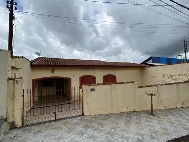Casa / Sobrado para Venda em Poços de Caldas/MG Conjunto Habitacional Pedro Afonso Junqueira 3 Quartos