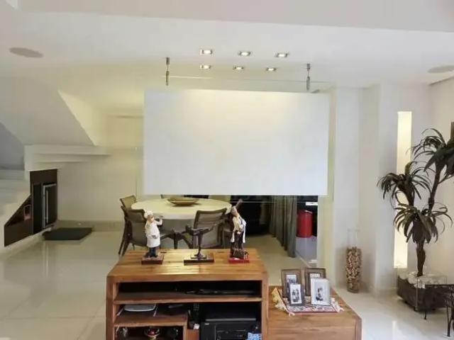Casa / Sobrado para Venda em Poços de Caldas/MG Country Club 3 Quartos