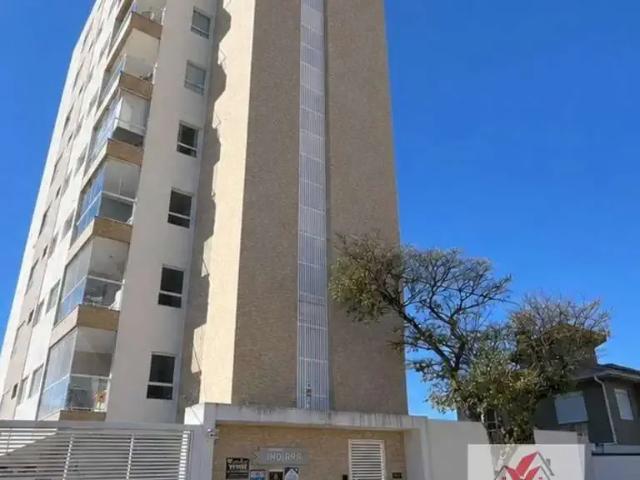 Casa / Sobrado para Venda em Poços de Caldas/MG Country Club 2 Quartos