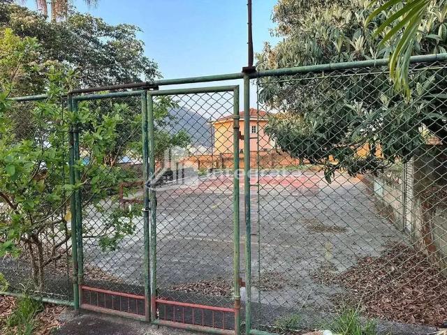 Casa / Sobrado para Venda em Poços de Caldas/MG Country Club