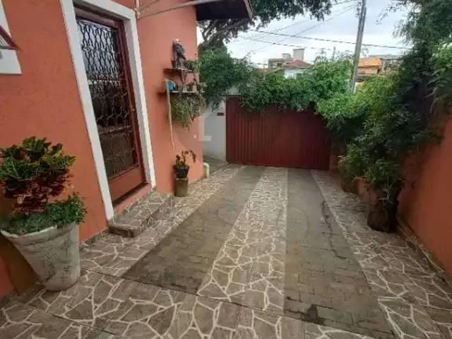 Casa / Sobrado para Venda em Poços de Caldas/MG Estância São José 3 Quartos