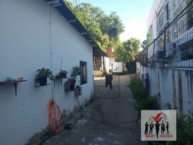 Casa / Sobrado para Venda em Poços de Caldas/MG Jardim Country Club