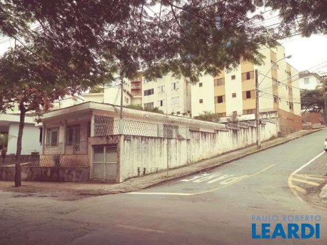 Casa / Sobrado para Venda em Poços de Caldas/MG Jardim Cascatinha 3 Quartos