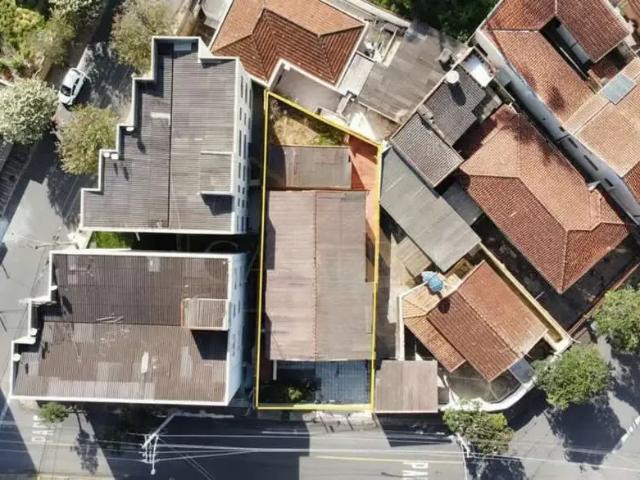 Casa / Sobrado para Venda em Poços de Caldas/MG Jardim Cascatinha 3 Quartos