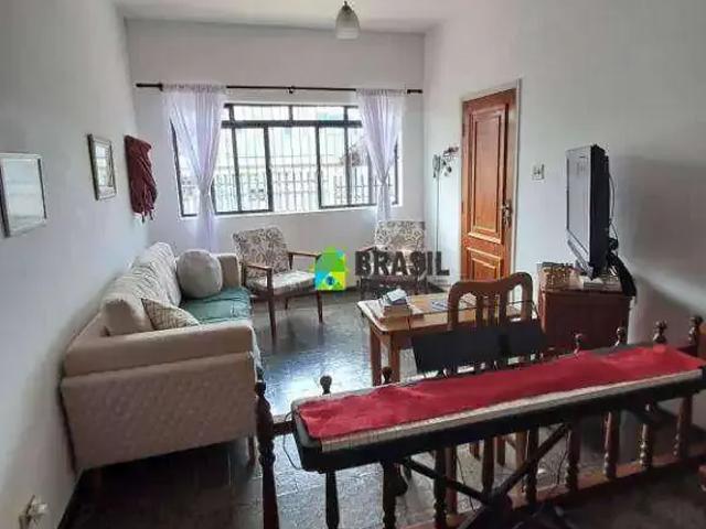 Casa / Sobrado para Venda em Poços de Caldas/MG Jardim Cascatinha 3 Quartos