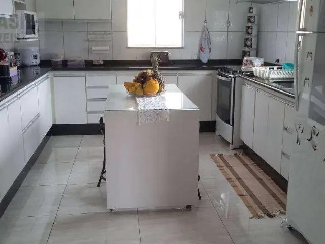 Casa / Sobrado para Venda em Poços de Caldas/MG Jardim Cascatinha 3 Quartos