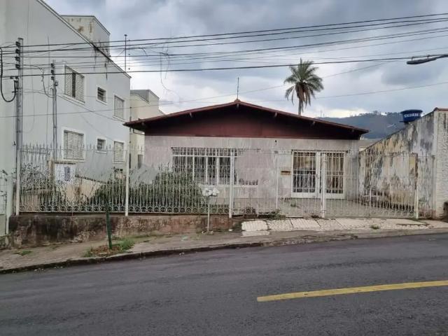 Casa / Sobrado para Venda em Poços de Caldas/MG Jardim Cascatinha 3 Quartos