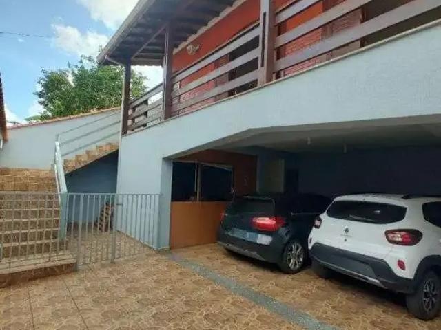 Casa / Sobrado para Venda em Poços de Caldas/MG Jardim Centenário 3 Quartos
