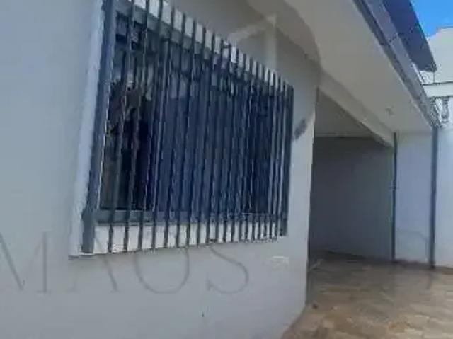 Casa / Sobrado para Venda em Poços de Caldas/MG Jardim Centenário 3 Quartos