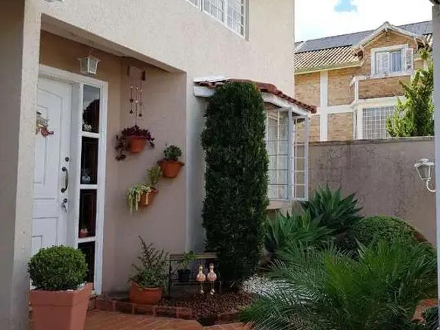 Casa / Sobrado para Venda em Poços de Caldas/MG Jardim Amaryllis 3 Quartos