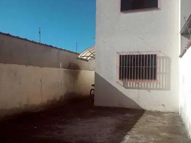 Casa / Sobrado para Venda em Poços de Caldas/MG Jardim Aeroporto 2 Quartos