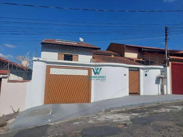 Casa / Sobrado para Venda em Poços de Caldas/MG Jardim Ipê 3 Quartos