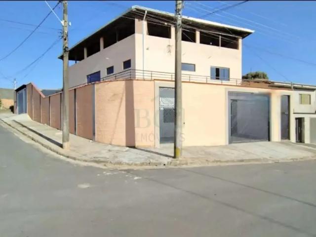 Casa / Sobrado para Venda em Poços de Caldas/MG Jardim Itamaraty II 3 Quartos