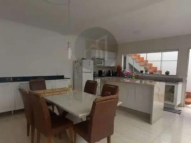Casa / Sobrado para Venda em Poços de Caldas/MG Jardim Itamaraty III 3 Quartos