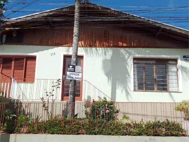 Casa / Sobrado para Venda em Poços de Caldas/MG Jardim Novo Mundo 3 Quartos