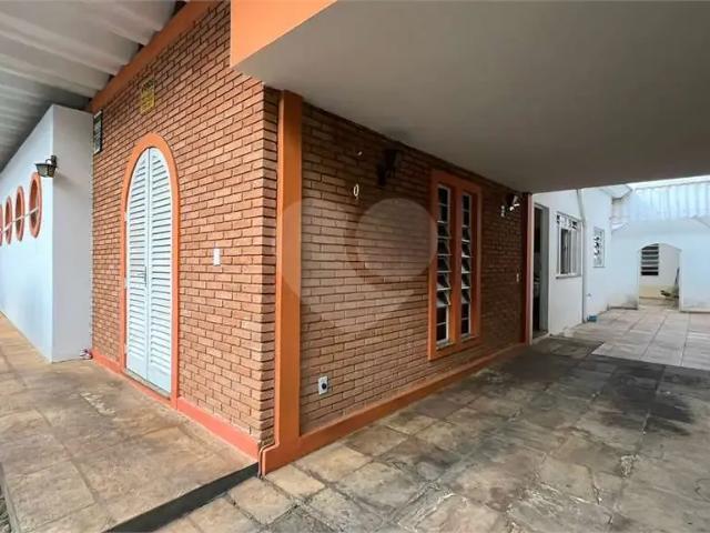 Casa / Sobrado para Venda em Poços de Caldas/MG Jardim Santa Augusta 4 Quartos