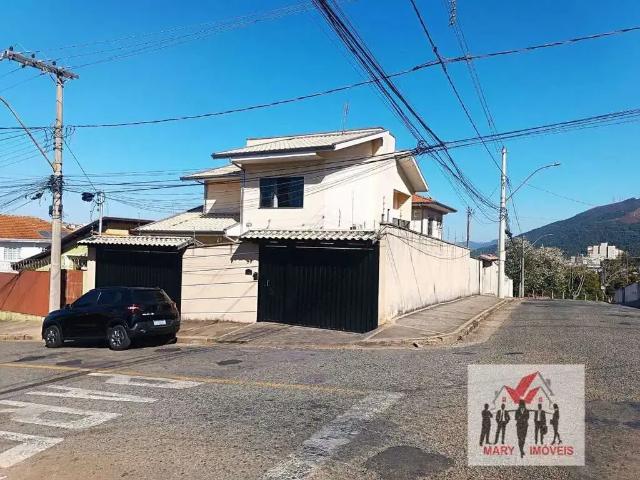 Casa / Sobrado para Venda em Poços de Caldas/MG Jardim Santa Rosália 3 Quartos