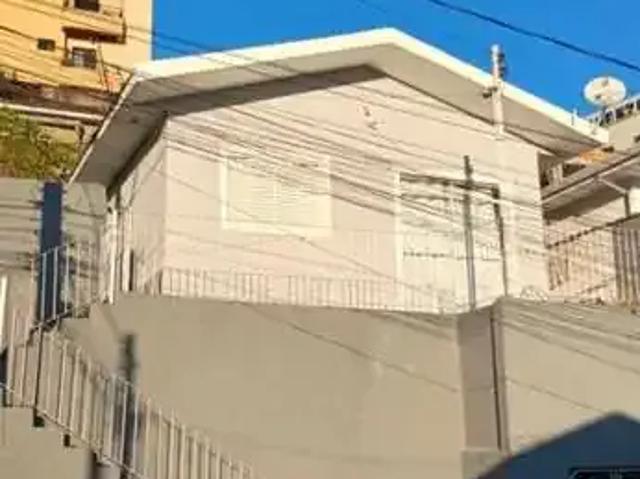 Casa / Sobrado para Venda em Poços de Caldas/MG Jardim Quisisana 2 Quartos
