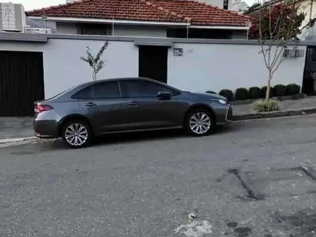 Casa / Sobrado para Venda em Poços de Caldas/MG Jardim Quisisana 4 Quartos