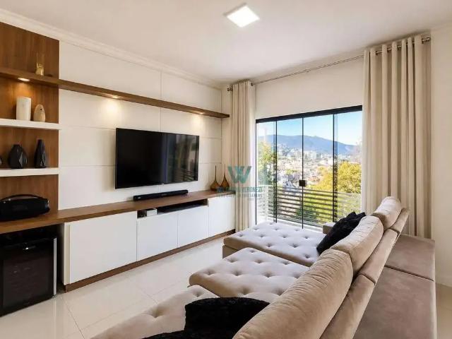 Casa / Sobrado para Venda em Poços de Caldas/MG Jardim Vitória 3 Quartos