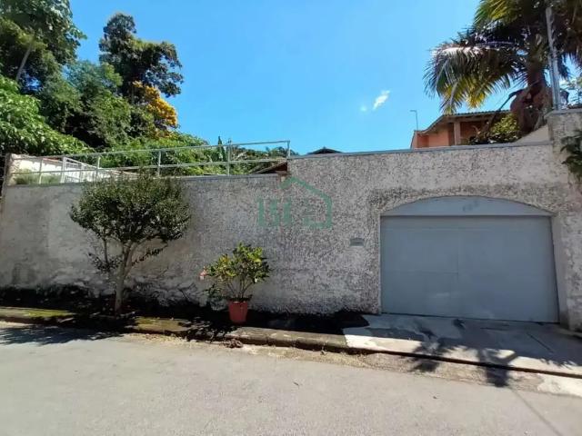 Casa / Sobrado para Venda em Poços de Caldas/MG Jóias do Vale do Sol 4 Quartos