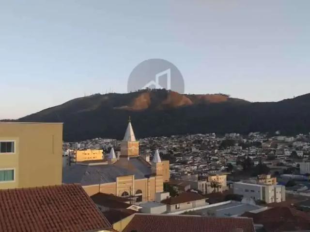 Casa / Sobrado para Venda em Poços de Caldas/MG Nossa Senhora Aparecida 4 Quartos