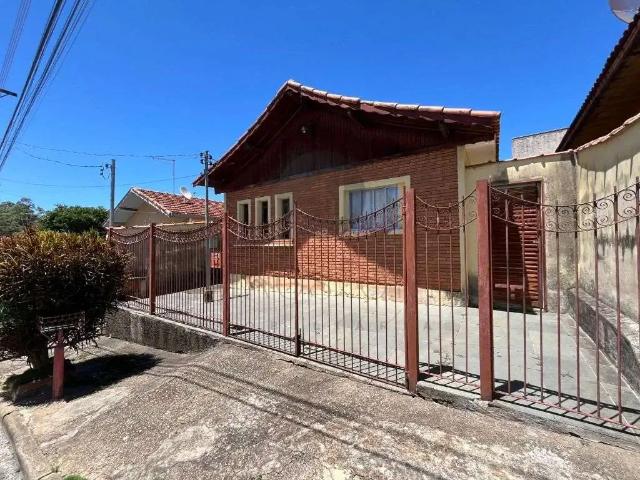 Casa / Sobrado para Venda em Poços de Caldas/MG Residencial Mantiqueira 2 Quartos