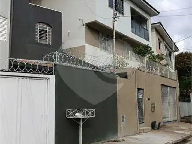 Casa / Sobrado para Venda em Poços de Caldas/MG São Geraldo 3 Quartos