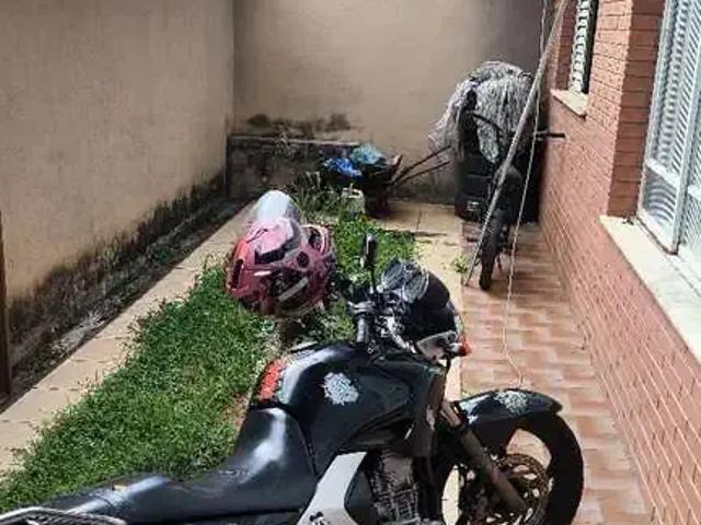 Casa / Sobrado para Venda em Poços de Caldas/MG Santa Ângela 2 Quartos