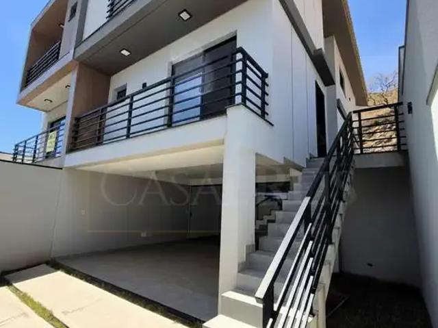 Casa / Sobrado para Venda em Poços de Caldas/MG Santa Maria 3 Quartos