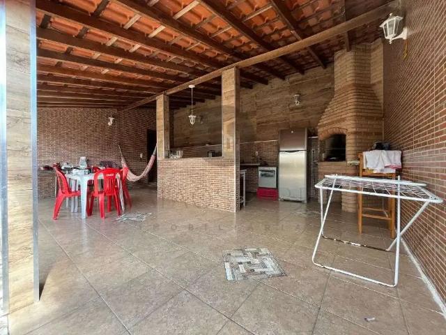 Casa / Sobrado para Venda em Poços de Caldas/MG Santa Maria 3 Quartos