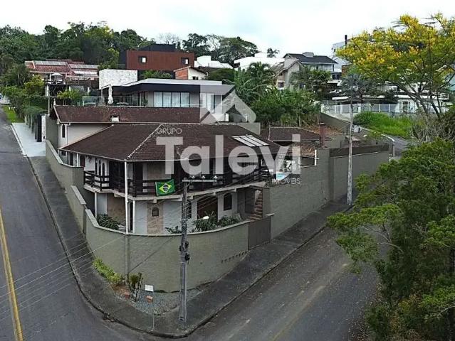 Casa / Sobrado para Venda em Pomerode/SC Centro 4 Quartos
