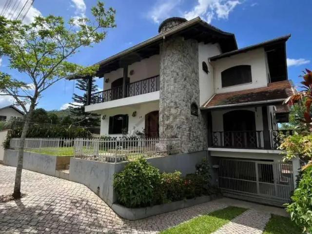 Casa / Sobrado para Venda em Pomerode/SC Centro 6 Quartos