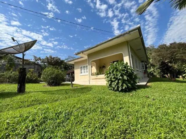 Casa / Sobrado para Venda em Pomerode/SC Centro 3 Quartos