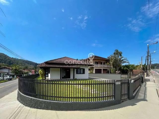 Casa / Sobrado para Venda em Pomerode/SC Centro 3 Quartos