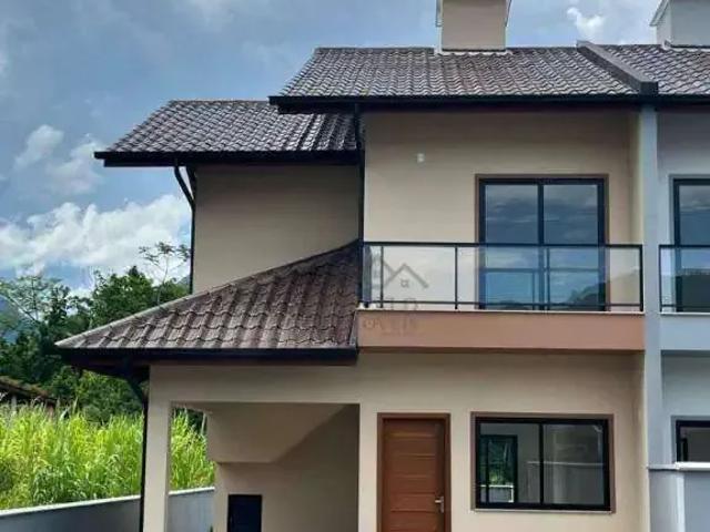 Casa / Sobrado para Venda em Pomerode/SC Pomerode Fundos 3 Quartos