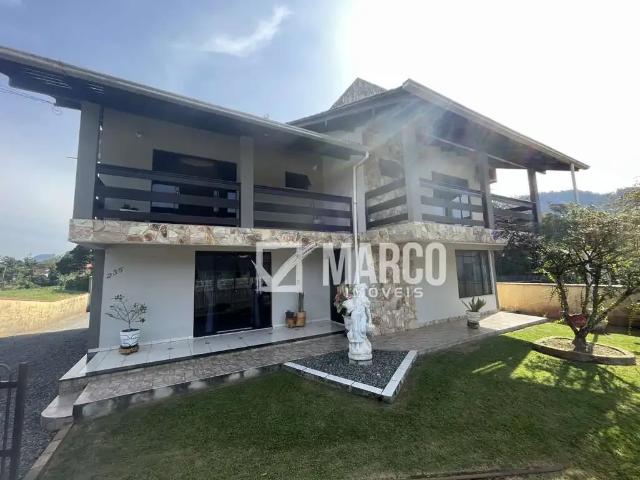 Casa / Sobrado para Venda em Pomerode/SC Testo Rega 4 Quartos