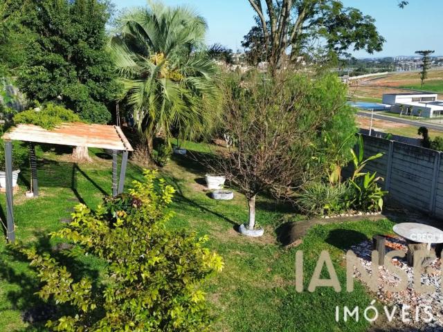 Casa / Sobrado para Venda em Ponta Grossa/PR Uvaranas 4 Quartos