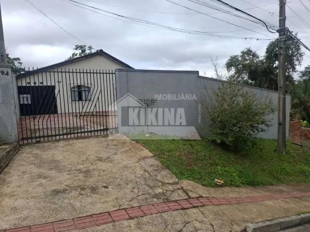 Casa / Sobrado para Venda em Ponta Grossa/PR Uvaranas 4 Quartos