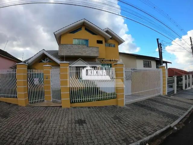 Casa / Sobrado para Venda em Ponta Grossa/PR Uvaranas 4 Quartos