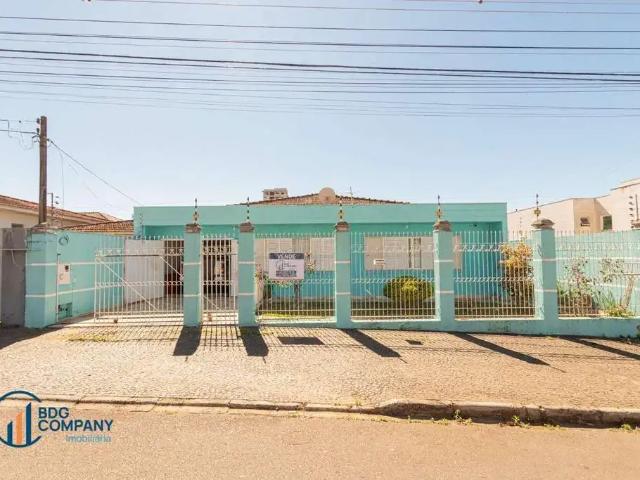 Casa / Sobrado para Venda em Ponta Grossa/PR Uvaranas 4 Quartos